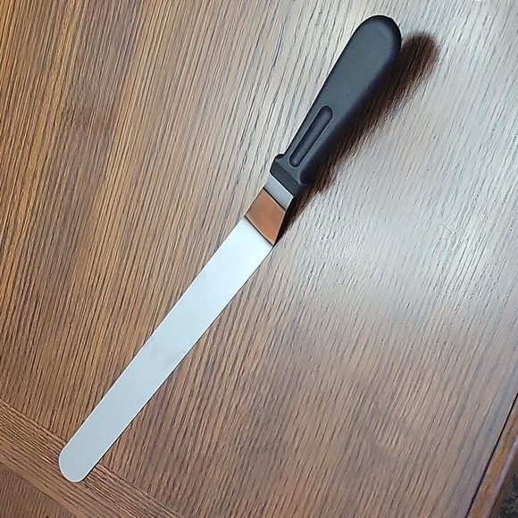 Kitchen | 1 Stainless Steel Cake Spreader Straight Spatual | Poshmark